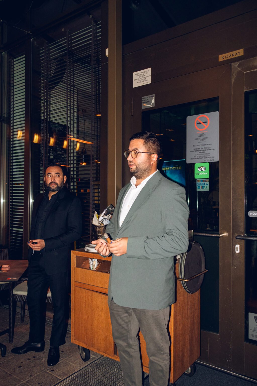 Opera Cigar Academy - Opera Trafik & Cigar Lounge
